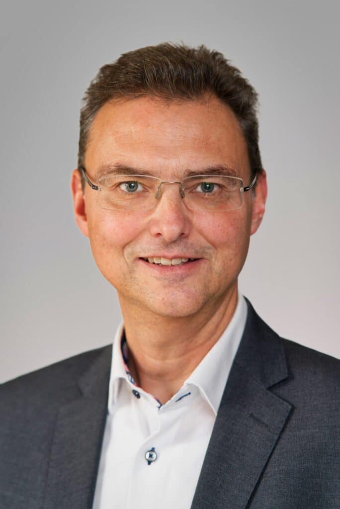 Dr. Olaf Kropp - Lexxion